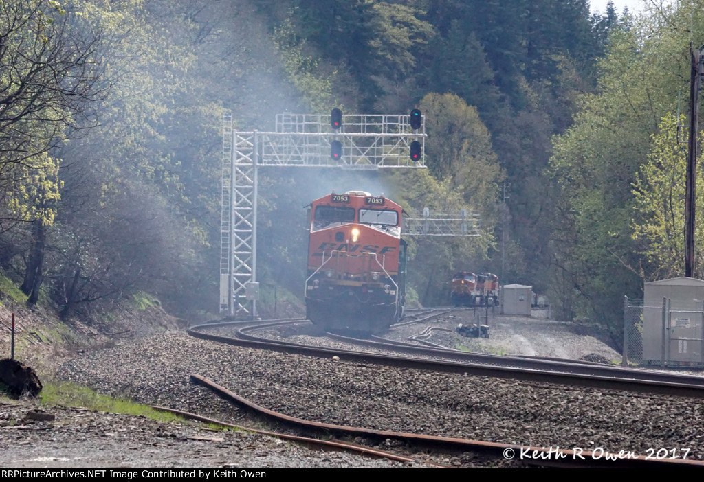BNSF 7053